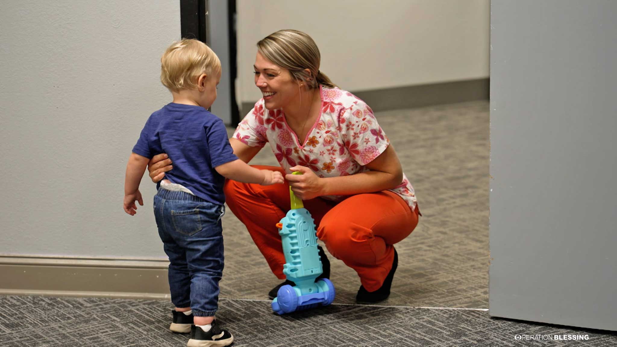 Help and Hunger Relief for a Struggling Single Mother - Operation Blessing