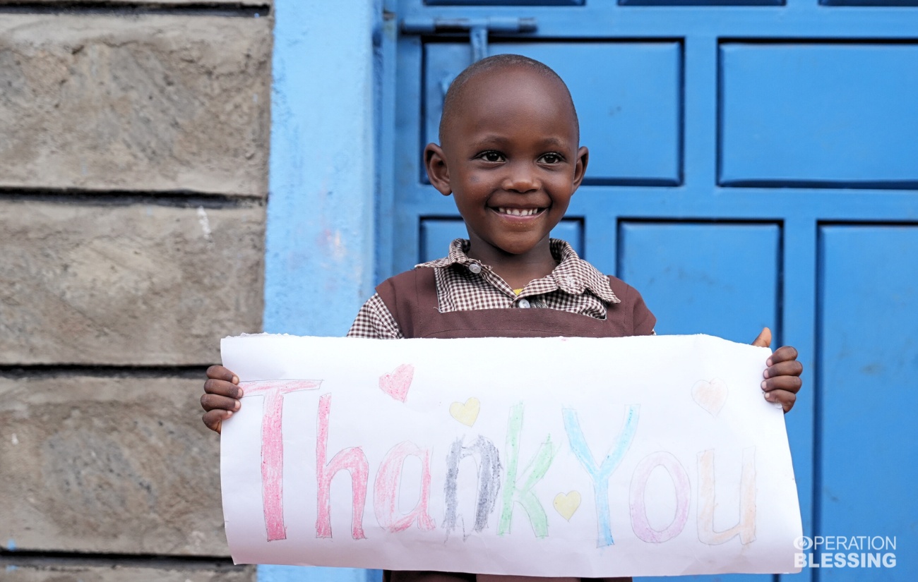 Struggling Family in Kenya - Operation Blessing