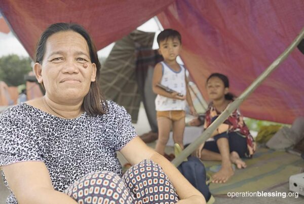A Lifeline for Earthquake Survivors in the Philippines - Operation Blessing